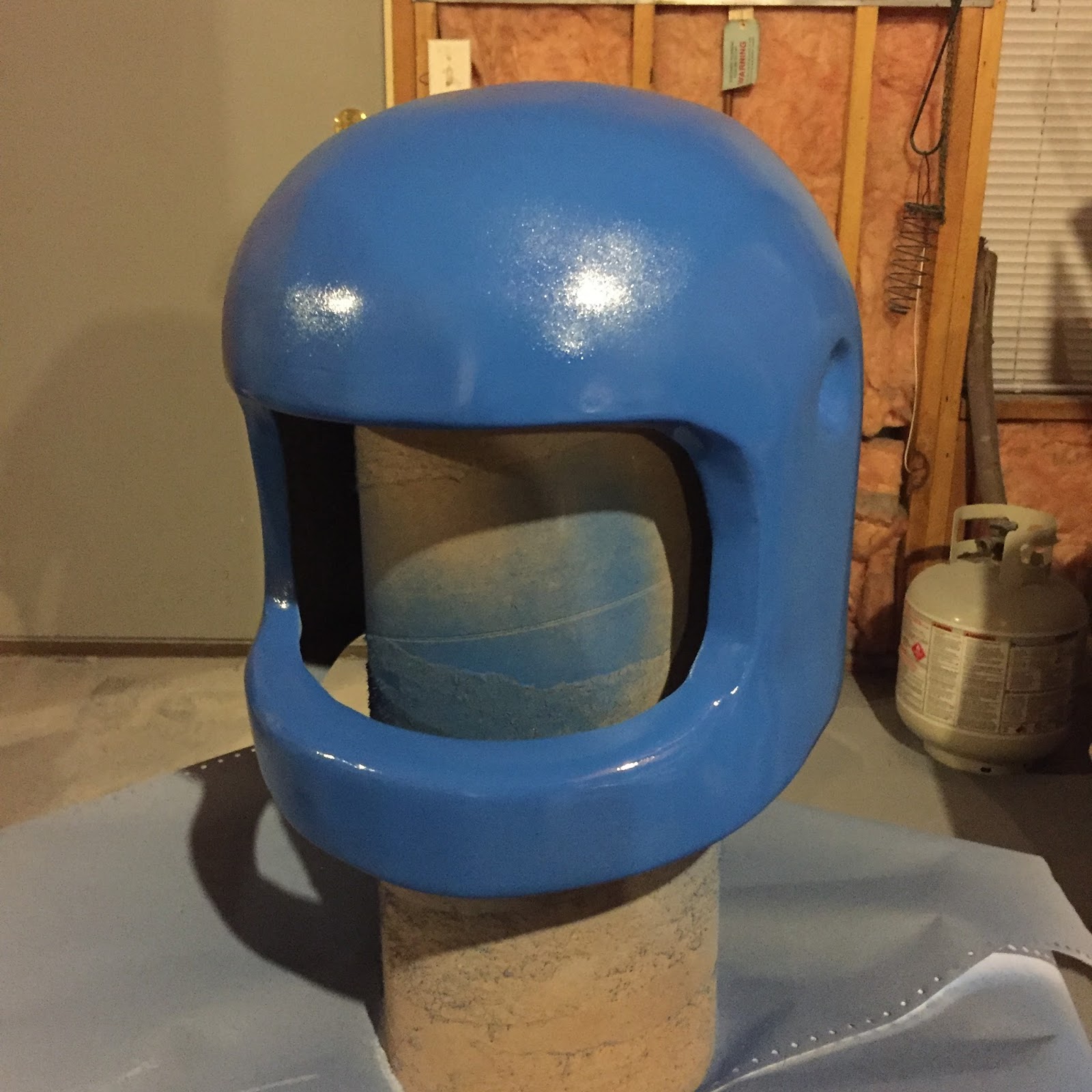 Rambling Introspection: Upscaled LEGO Classic Space Helmet - DIY
