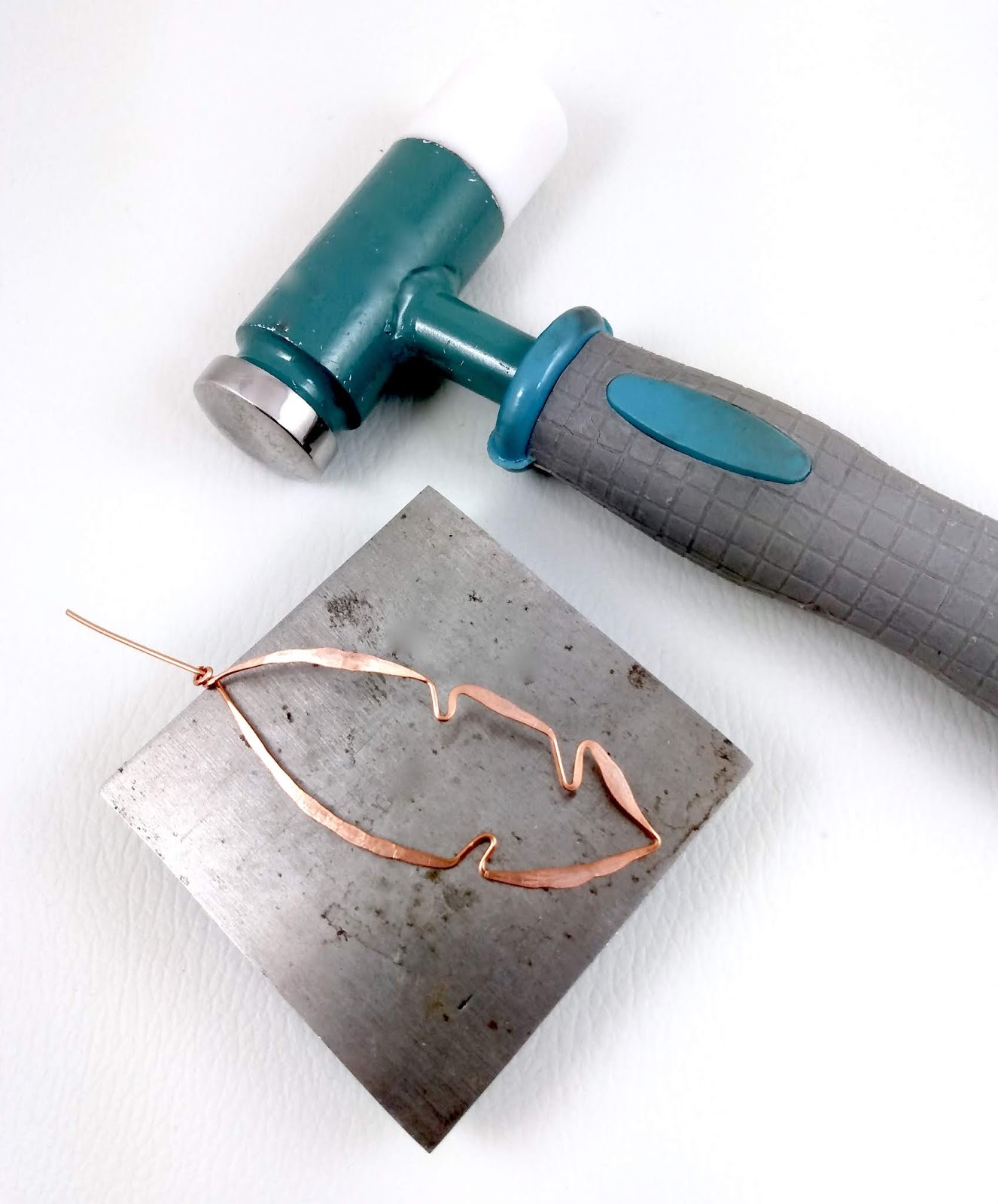 WireWorkers Guild: WIRE FEATHER