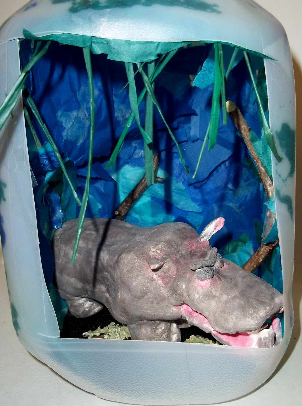 Monument Valley Regional Middle School Art Class: Clay Animals in their ...