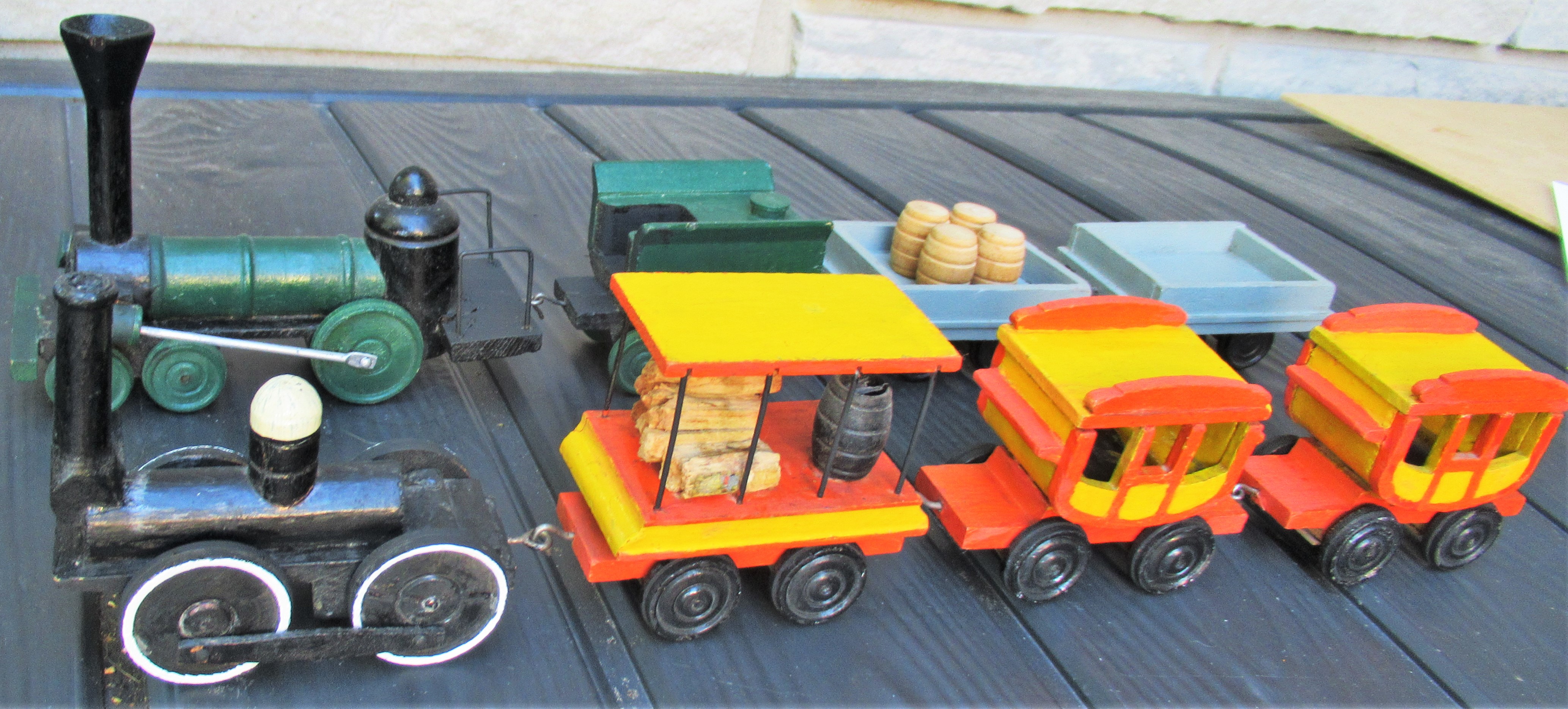 Trackside Treasure: Refurbishing Strombecker and Plastic Model Trains