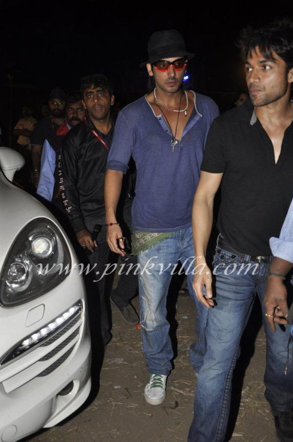 News, Movies Trailer and Songs: Indian Bollywood Actors Getting Drunk ...