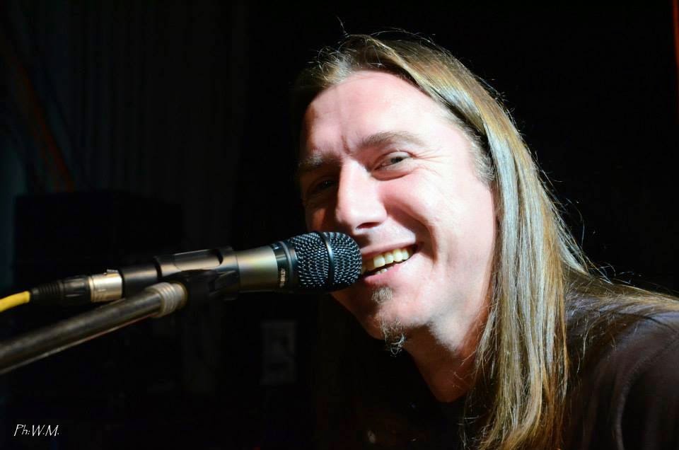 Rata Blanca Olavarria: Galería Danilo Moschen