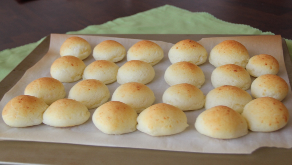 Baking: It's Not Rocket Science...: Yucca Bread