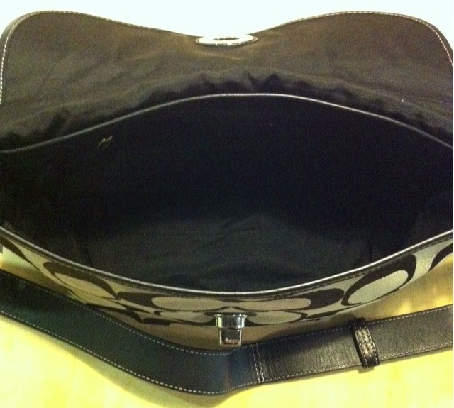 I Want Vintage | Vintage Designer Handbags: Coach 15171 Signature Flap ...