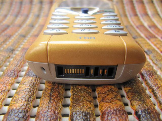 Spesialis Handphone Jadul & outdoor: Ericsson T68m Original