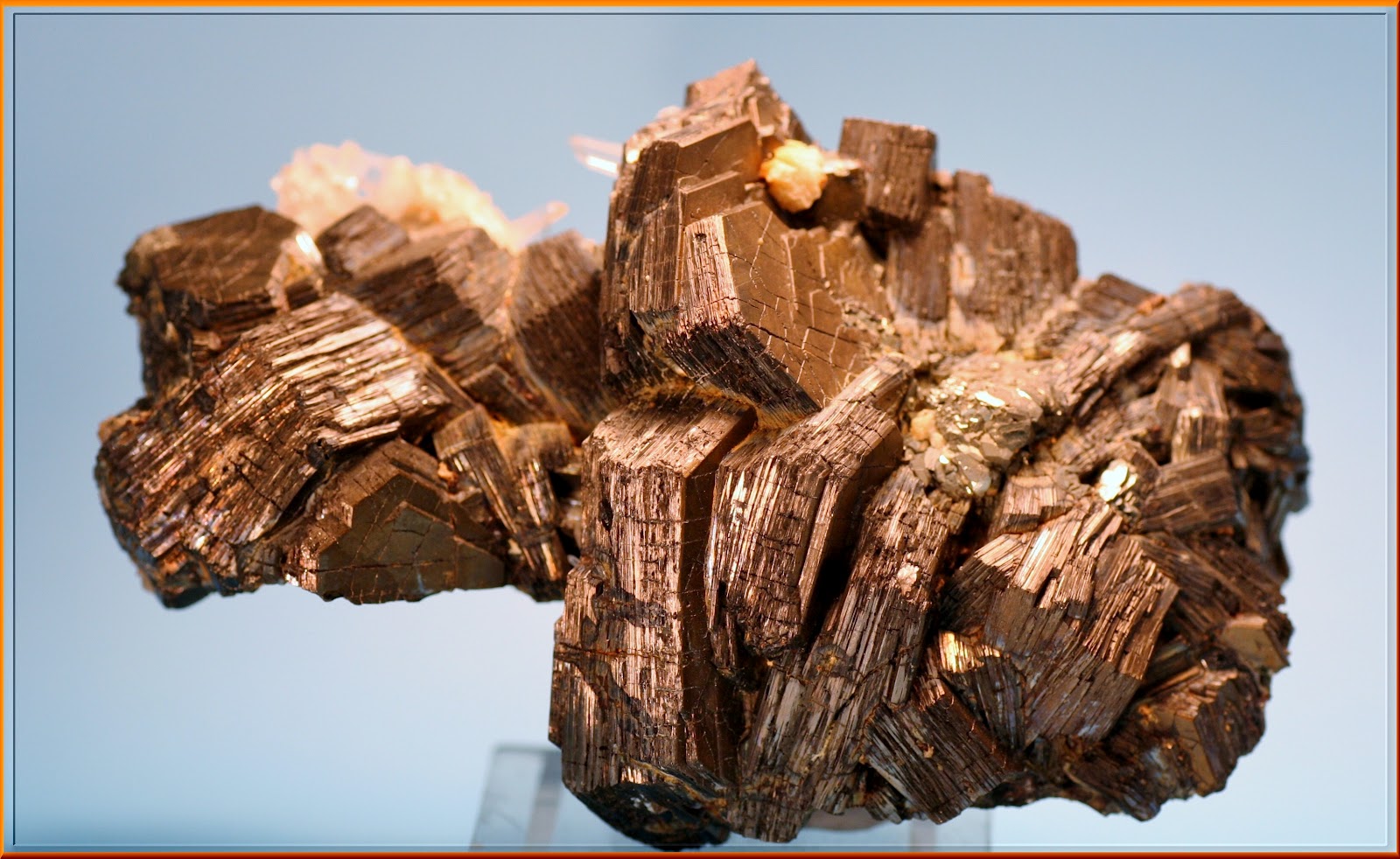 MINERALS GISPERT: EXEMPLARS DE TREPCA I DE CAVNIC