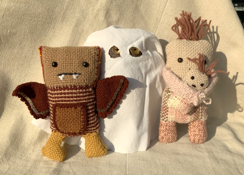 Pin Loom Weaving: Pin Loom Monster Softies for Halloween
