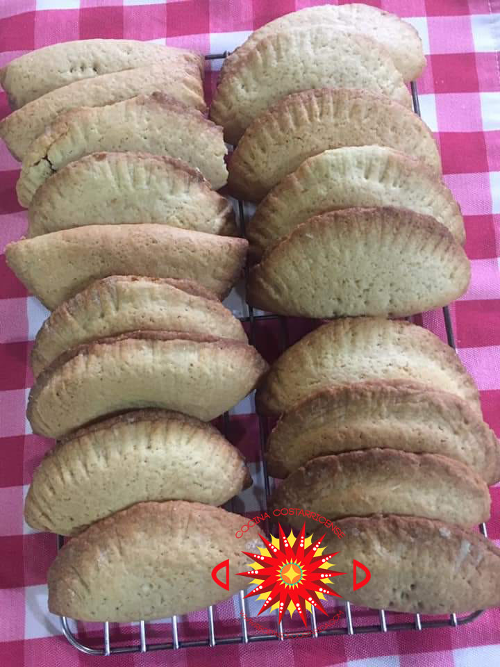 Cocina Costarricense: empanadas de harina