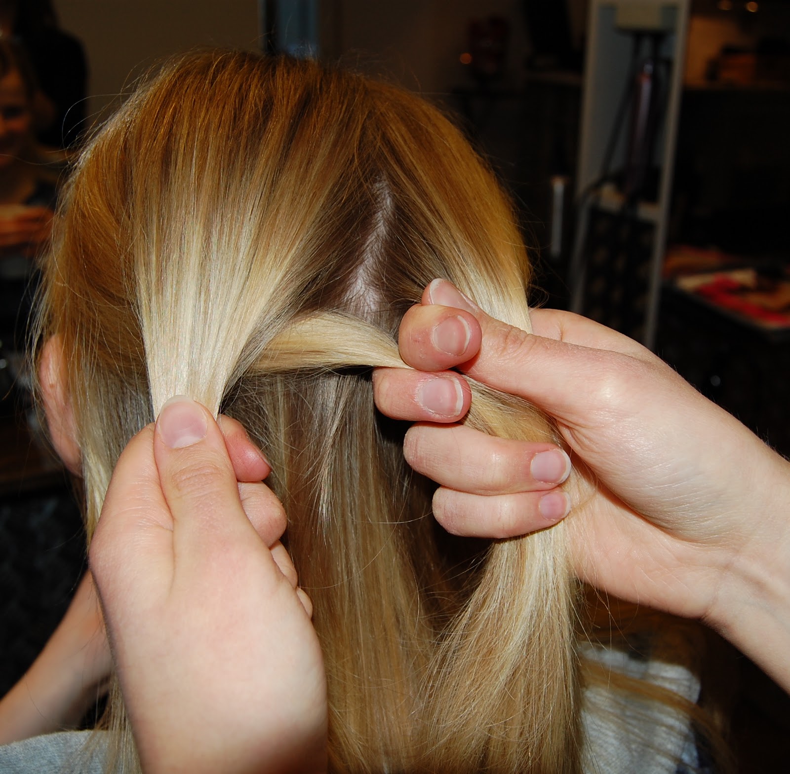 Hair by Sara L: Utbakad fläta