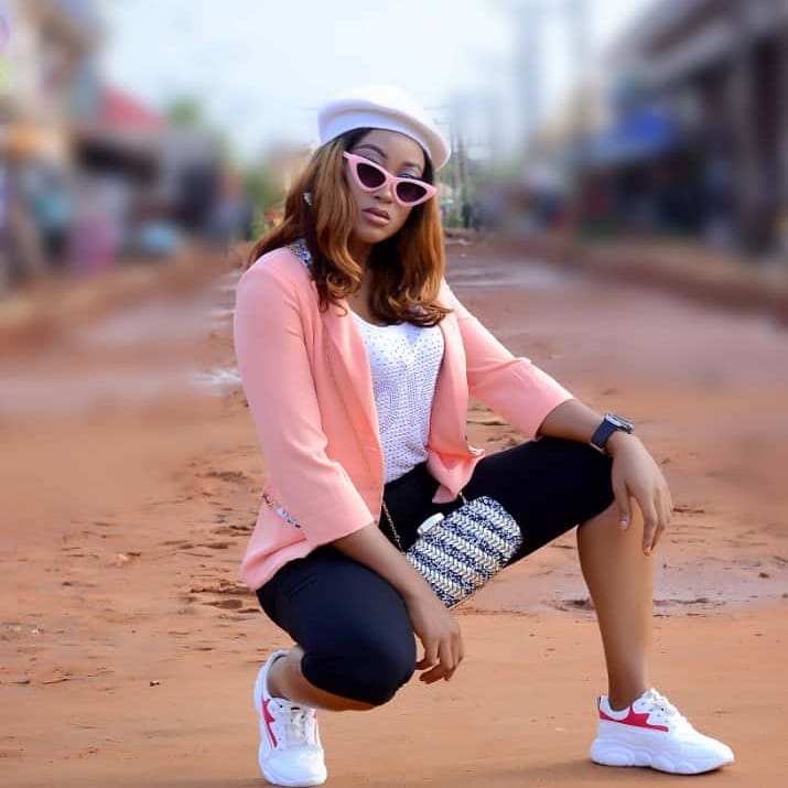 Family, Siblings, Parents, Father, Mother : Joyce Samuel lost her elder ...