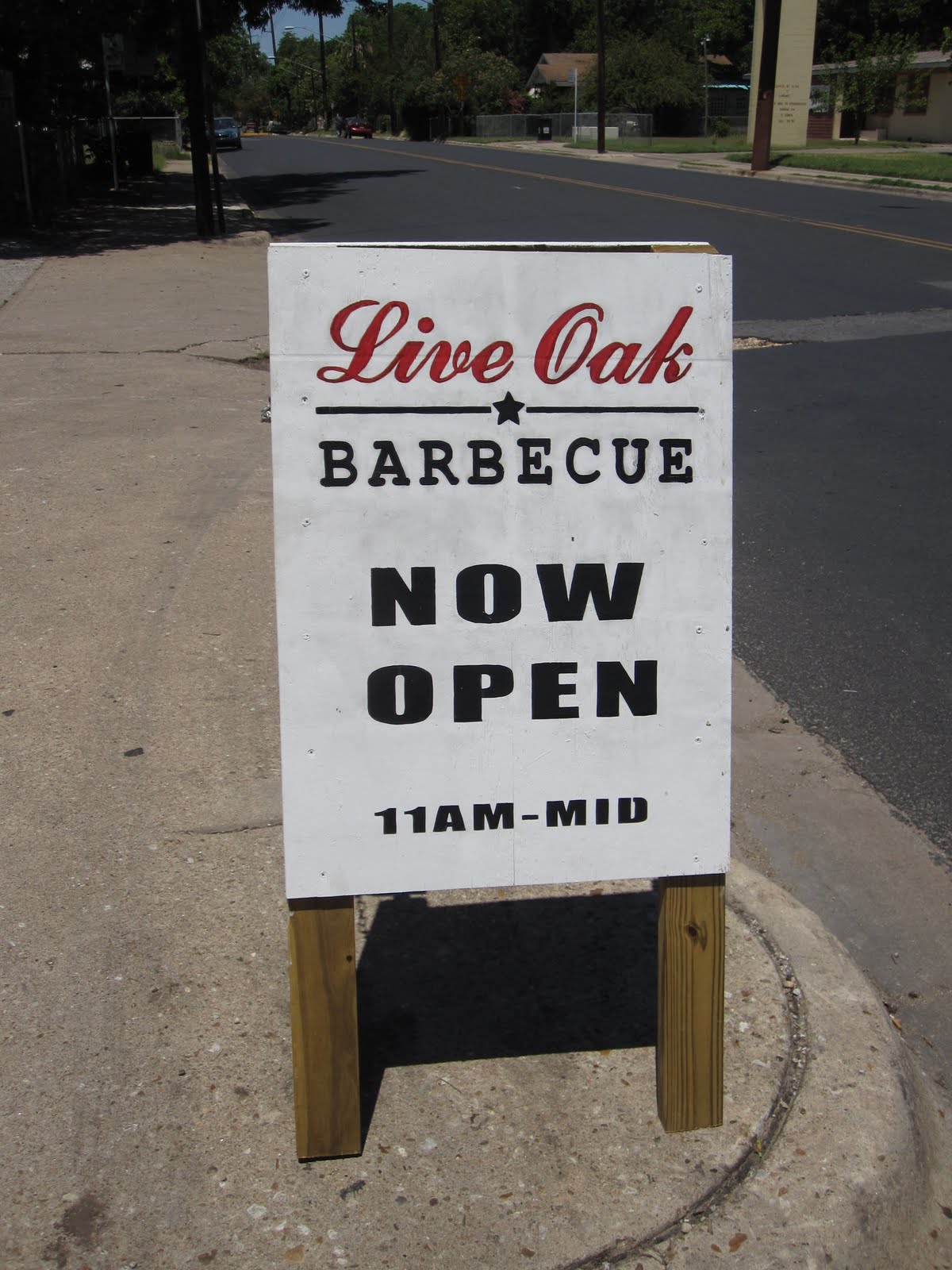 Man Up: Tales of Texas BBQ™: First visit to Live Oak Barbecue (Austin, TX)