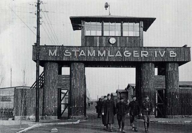 World War II in Pictures: How Were German Prison Camps Set Up?