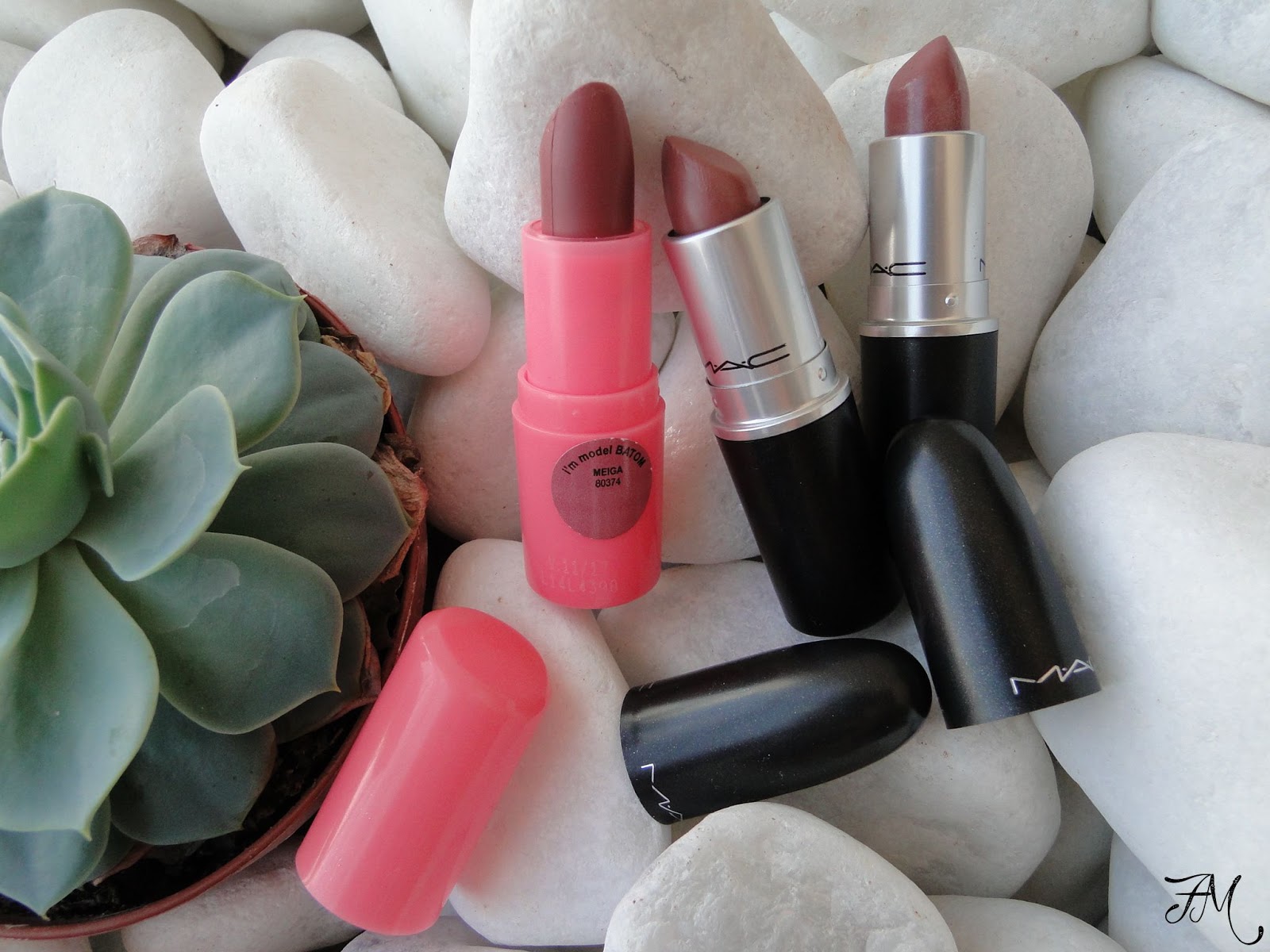 Febre de Make: Comparação: Midimauve X Hug Me X Meiga (I'm Model)