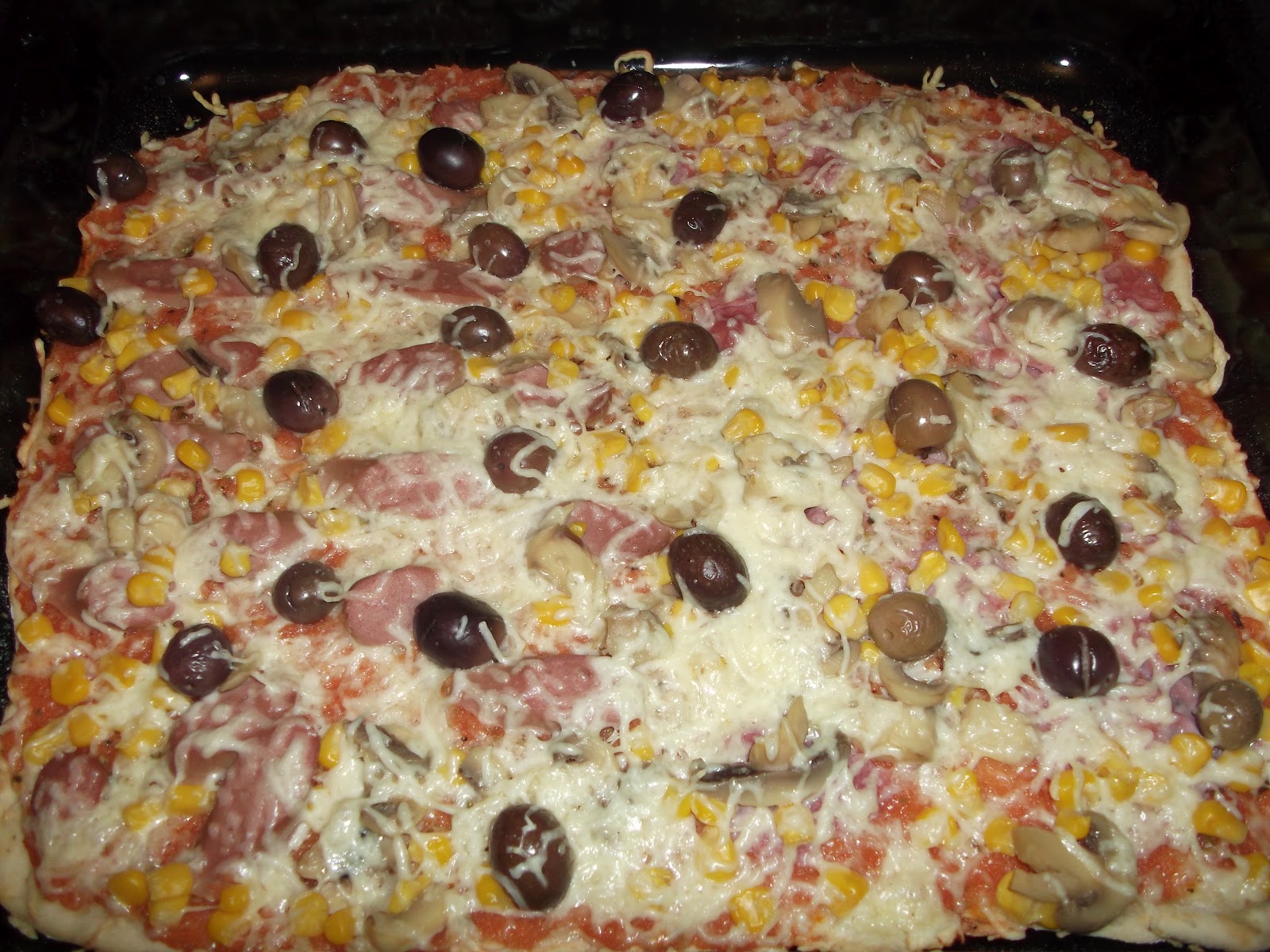 AS RECEITAS DA POLLY: PIZZA CASEIRA