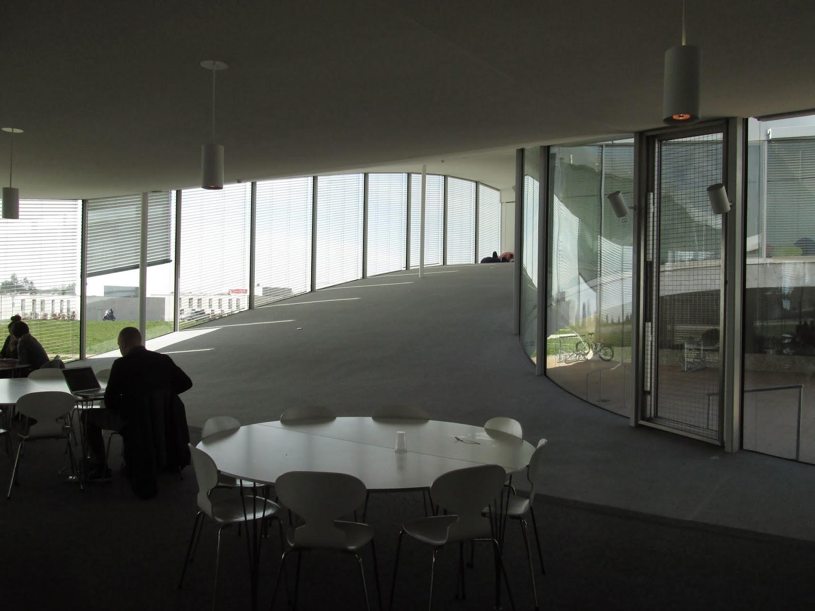 EntreVoir: Rolex Learning Center SANAA Kazuyo Sejima + Ryue Nishizawa