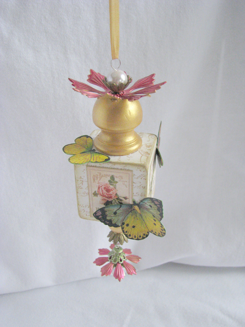 CackleAndHoot: Spring Flower Ornaments and a tutorial!