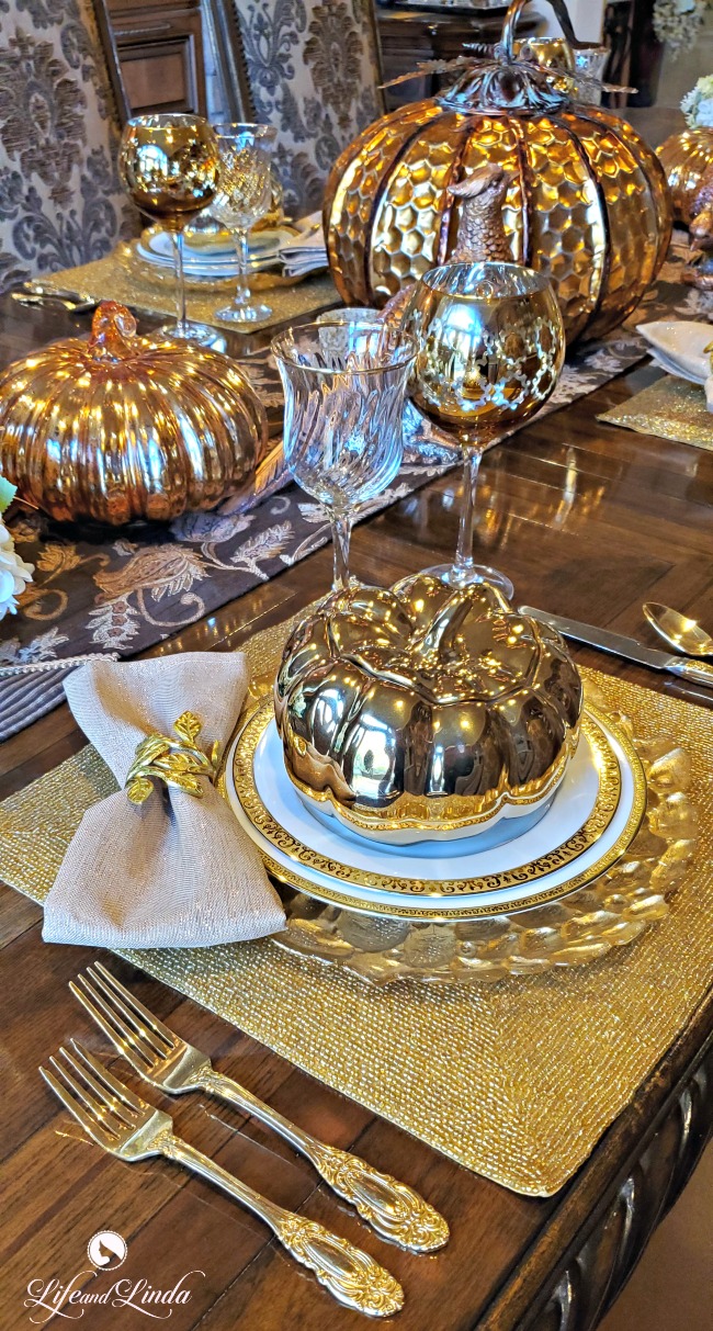 Golden Autumnal Table | Life and Linda