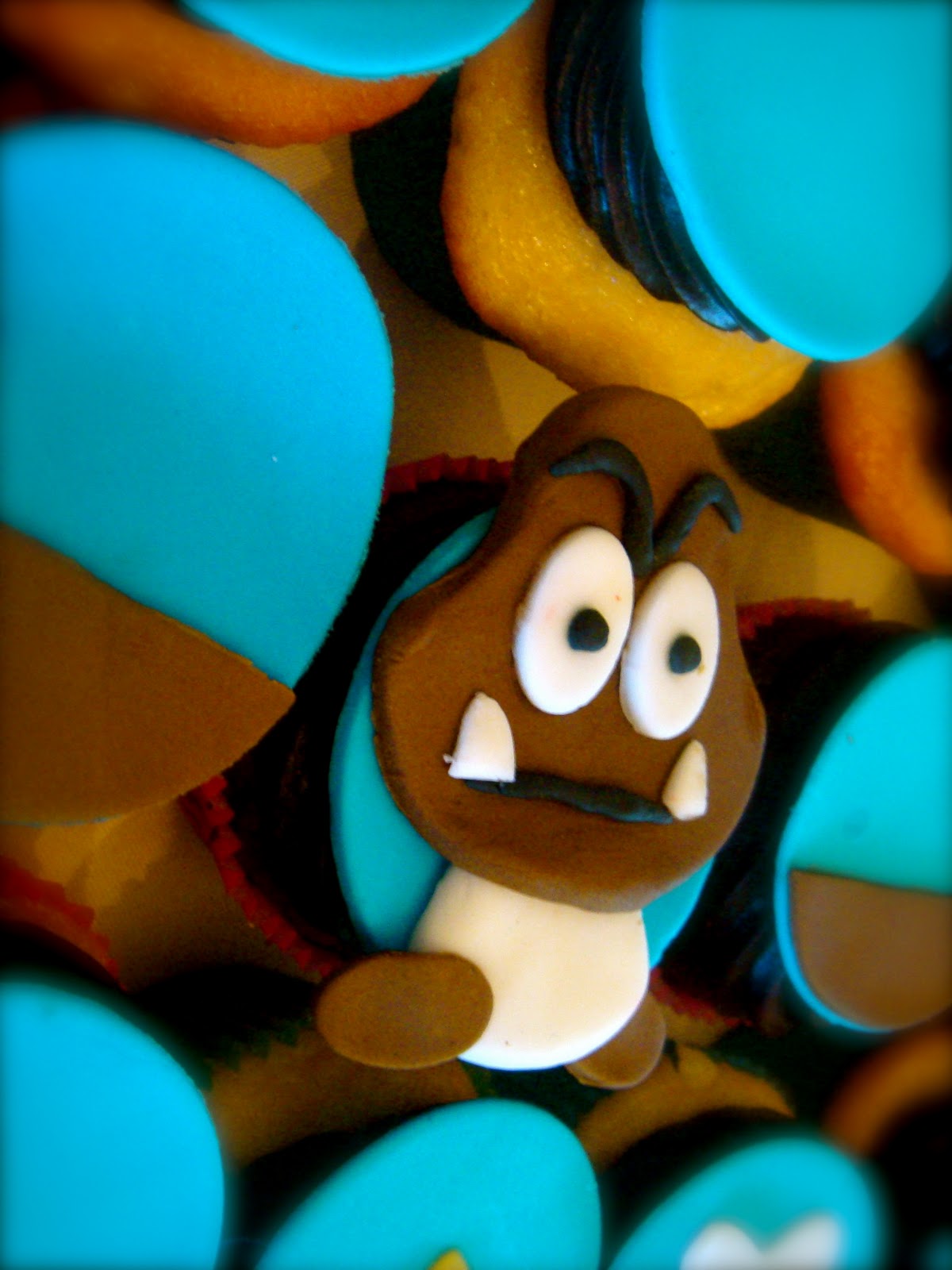 C for Cupcake Cupcakery: Super Mario Brothers Cupcakes for a surprise ...