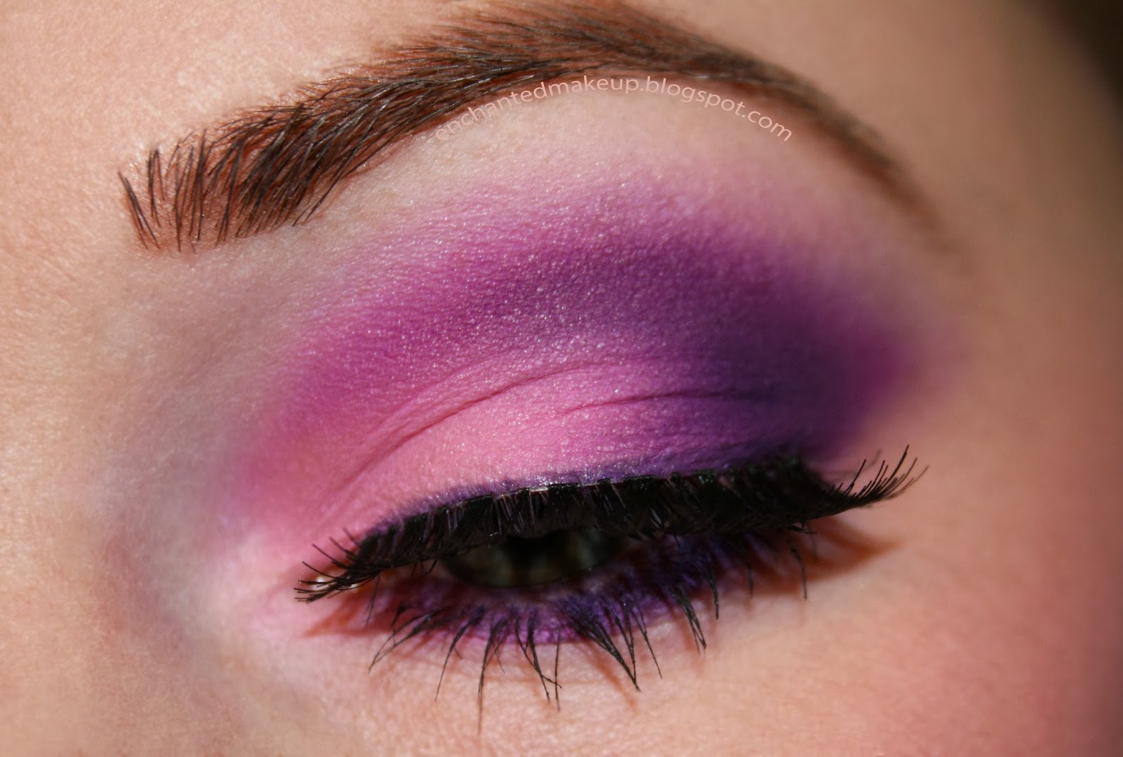 ! Enchanted Makeup: Christmas Past Eyeshadow Look!