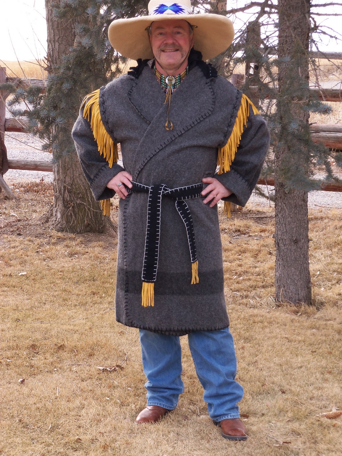 Coyote's Capotes: Capotes