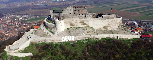 Romania Live: Harta turistica Hunedoara live webcam Straja Deva