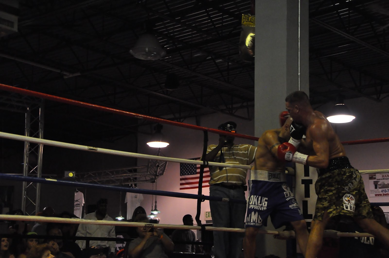 Boxing Along The Beltway: Jeter Keeps WBC Fecarbox Title!