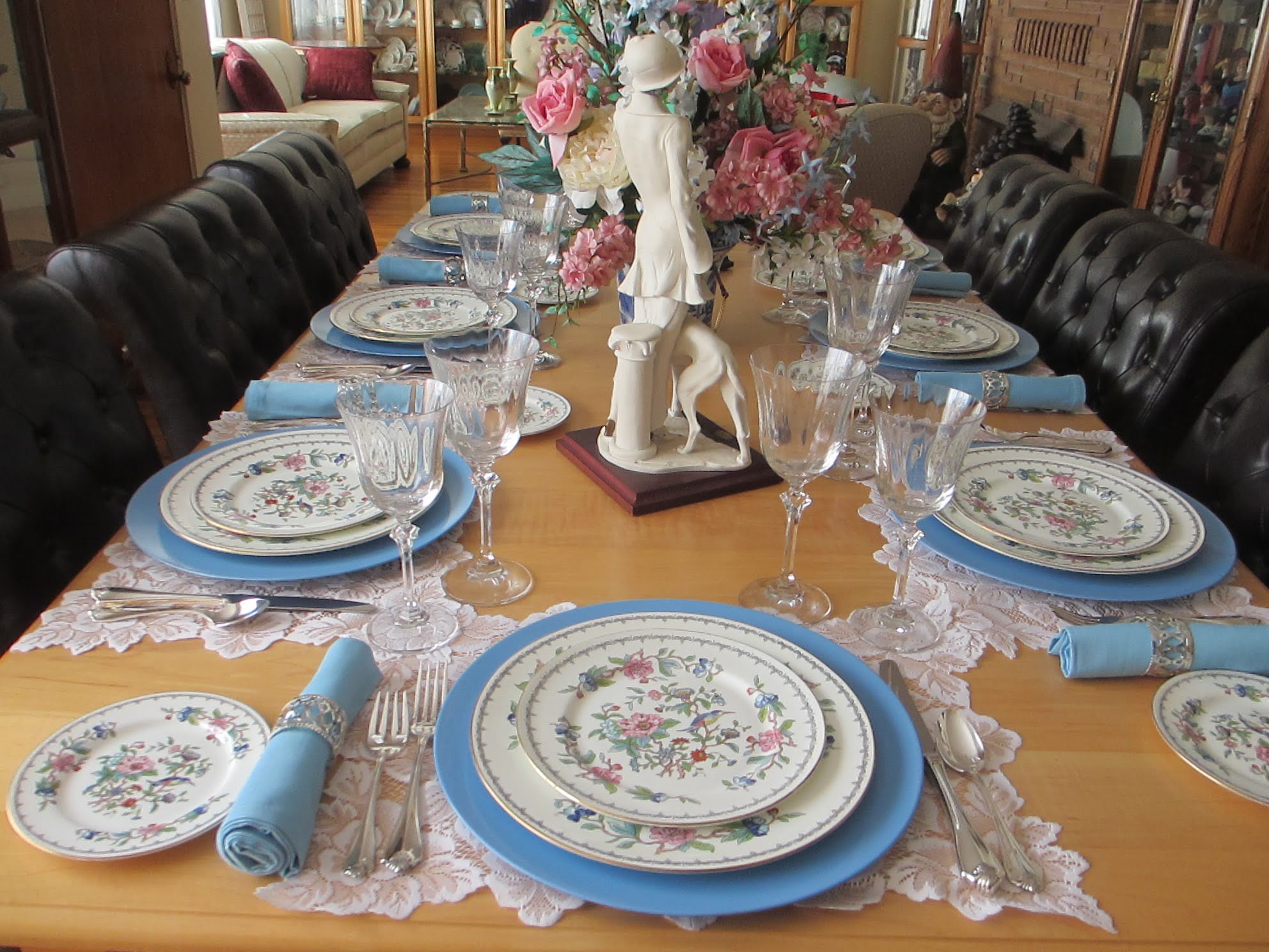 The Welcomed Guest: International Women's Day Luncheon Tablescape