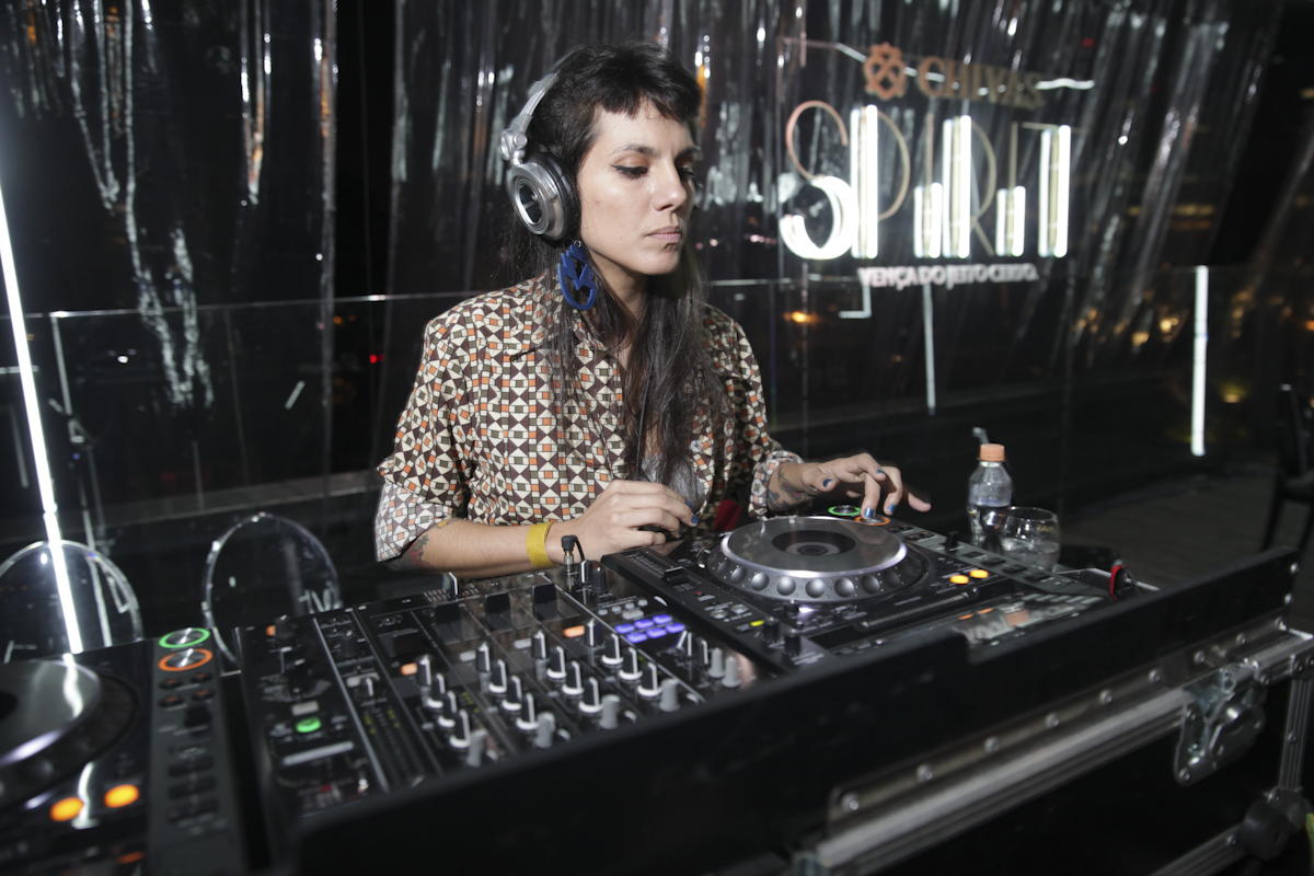 Dj Ze Roberto: Dj Amanda Mussi / Destaque