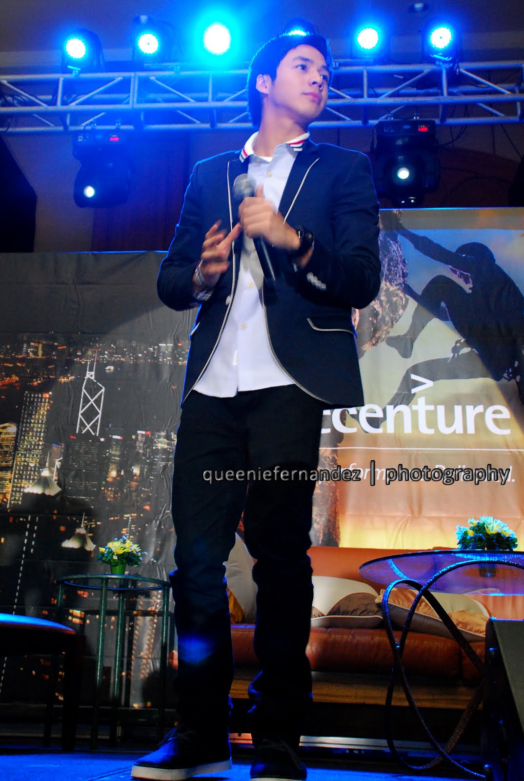 Queentography: Famous ICON