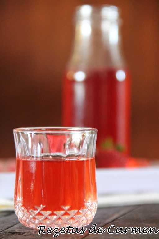 Licor de fresas