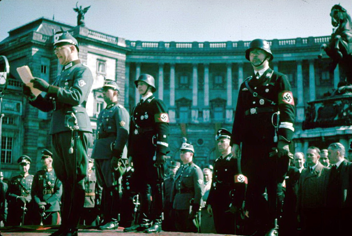 NAZI JERMAN: Foto "Anschluss" (Penyatuan) Jerman-Austria