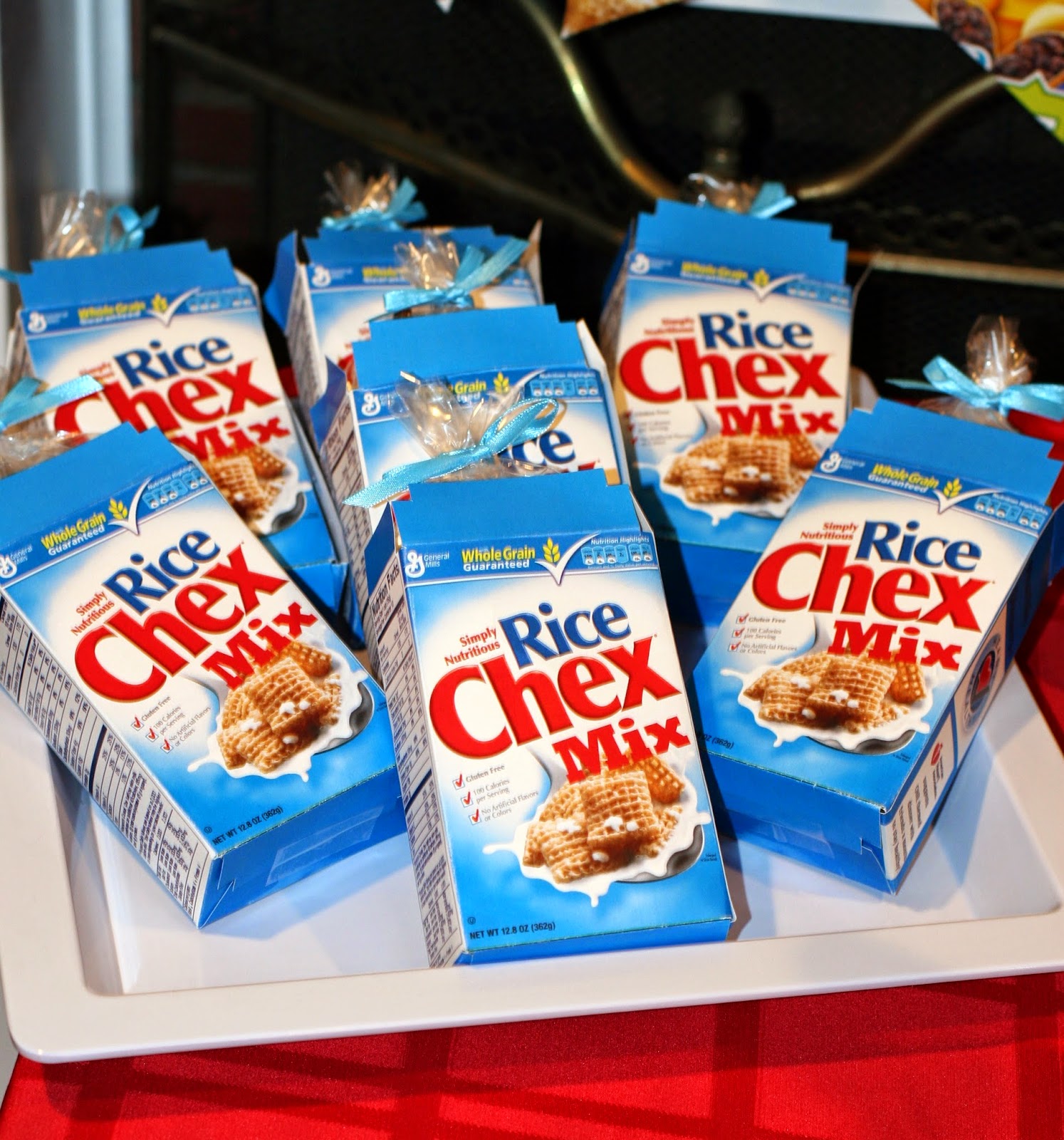 Invite and Delight: A CEREALsly Fun Dinner