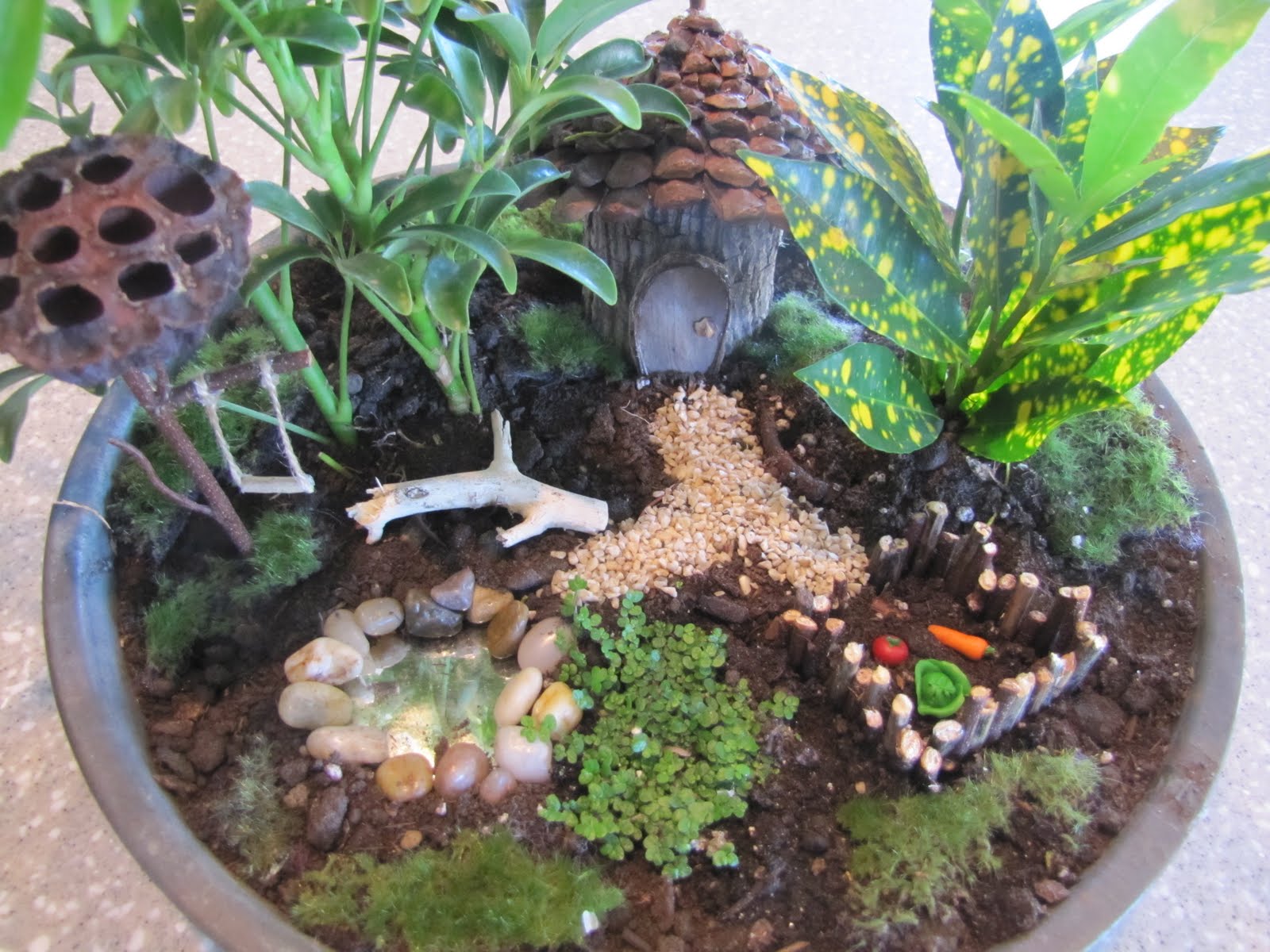 Fancilicious Fairylands: Fairy Gardens and Gypsy Carvan Gardens for Sale!