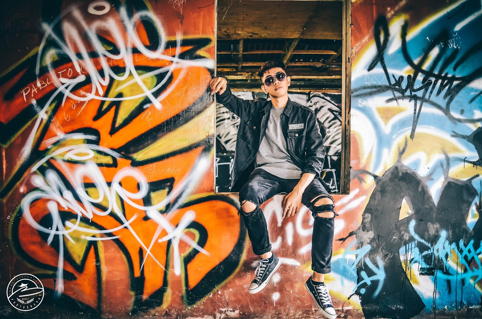 PUNK AND GRAFFITI : SELF EXPRESSION THROUGH CHAOS TO COUTURE – A ...