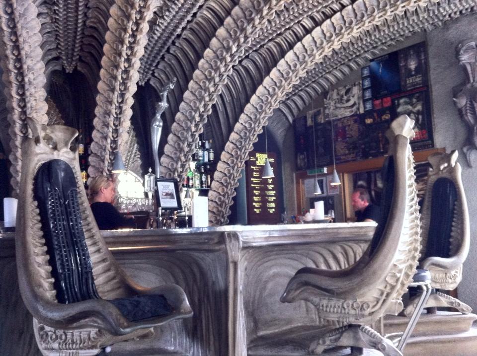 Gruyère: queijos e vinhos em um vilarejo encantado com um museu e um ...