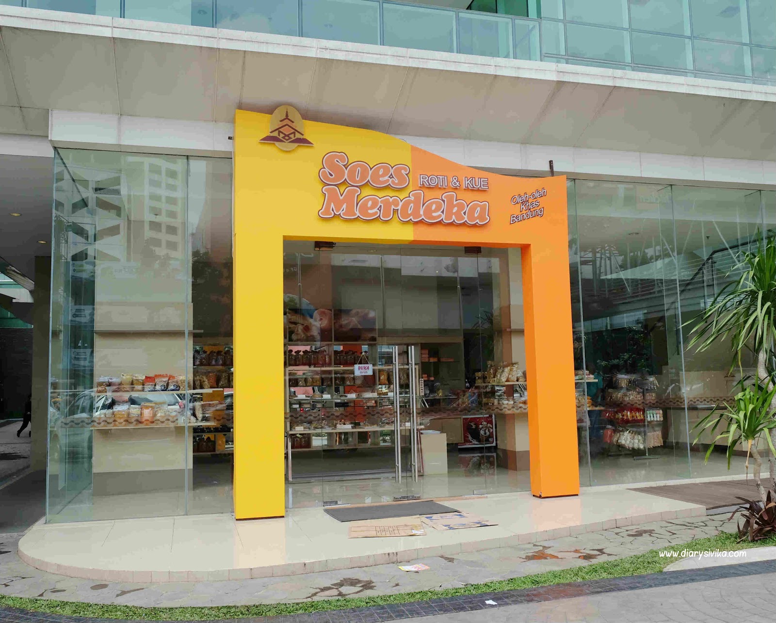 3 Oleh-oleh Khas Bandung - Food, Travel and Lifestyle Blog