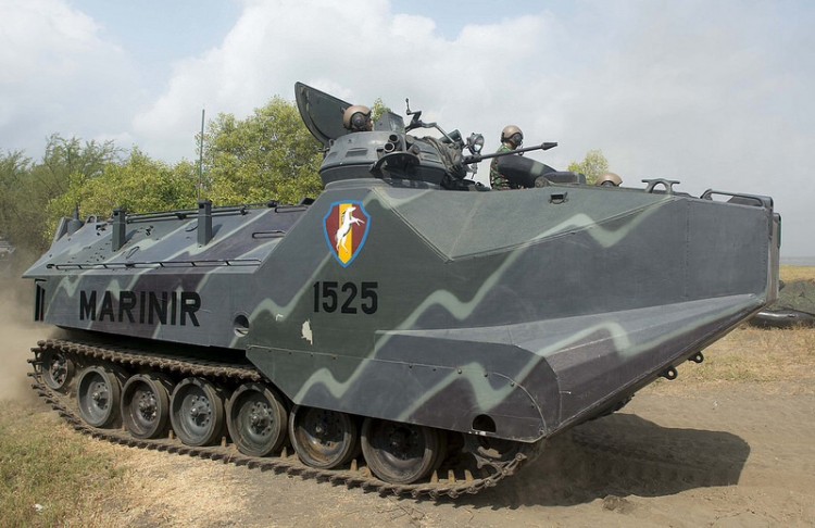 PENDOPO KU: Amphibious Assault Vechicles (AAV 7A1)