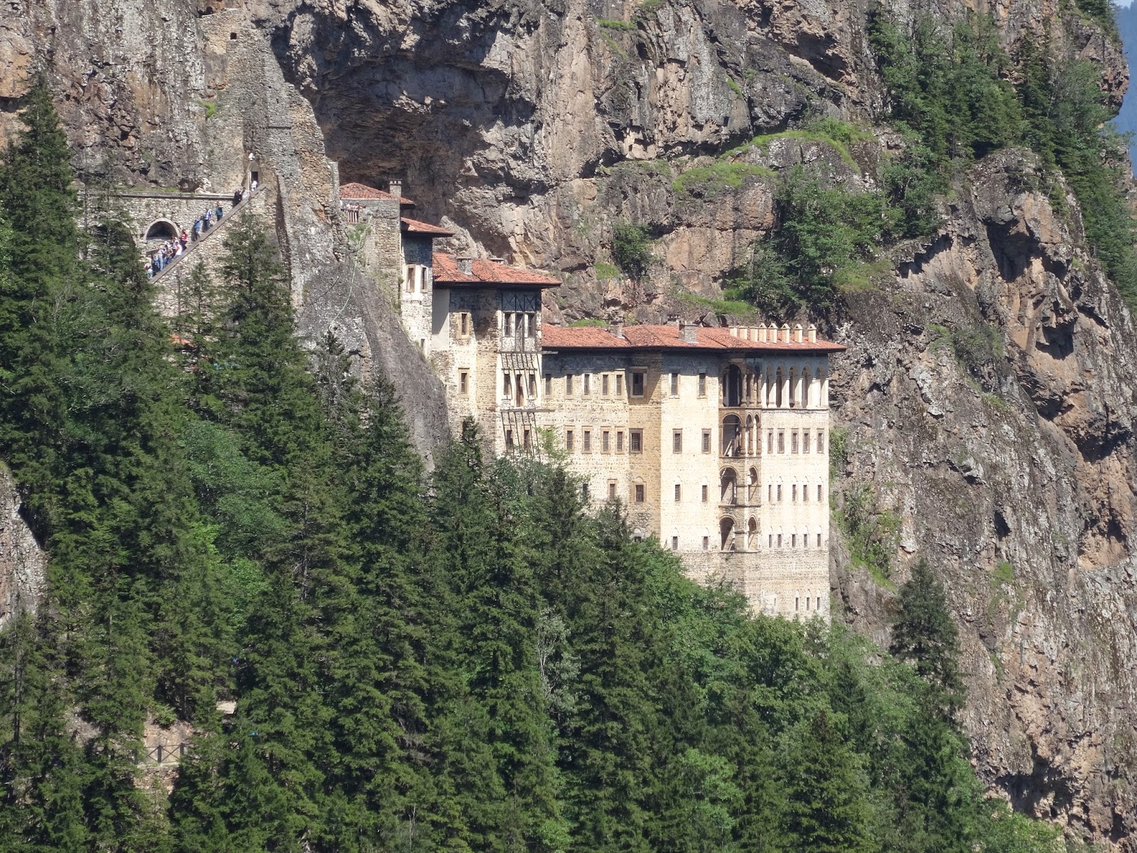 Gezi/yorum2 (Yolculuk devam ediyor): TRABZON SÜMELA MANASTIRI