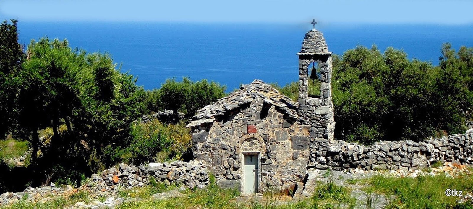 ΝΑΟΙ ΣΤΗ ΜΑΝΗ: ΛΑΓΙΑ (ΑΓ.ΝΙΚΟΛΑΟΣ)