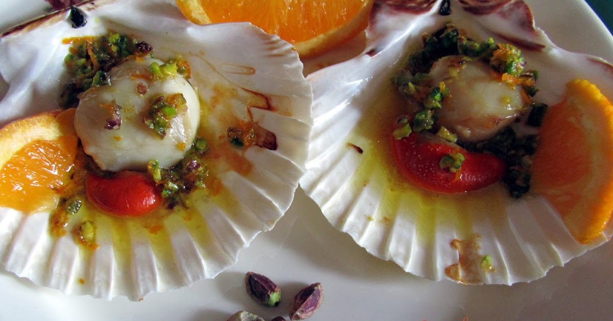 Vieiras con naranja y pistachos