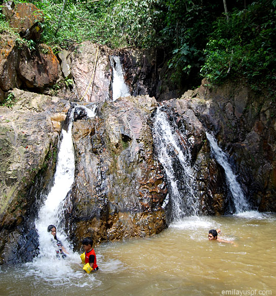 From Ampang with Love: Kemensah Waterfall