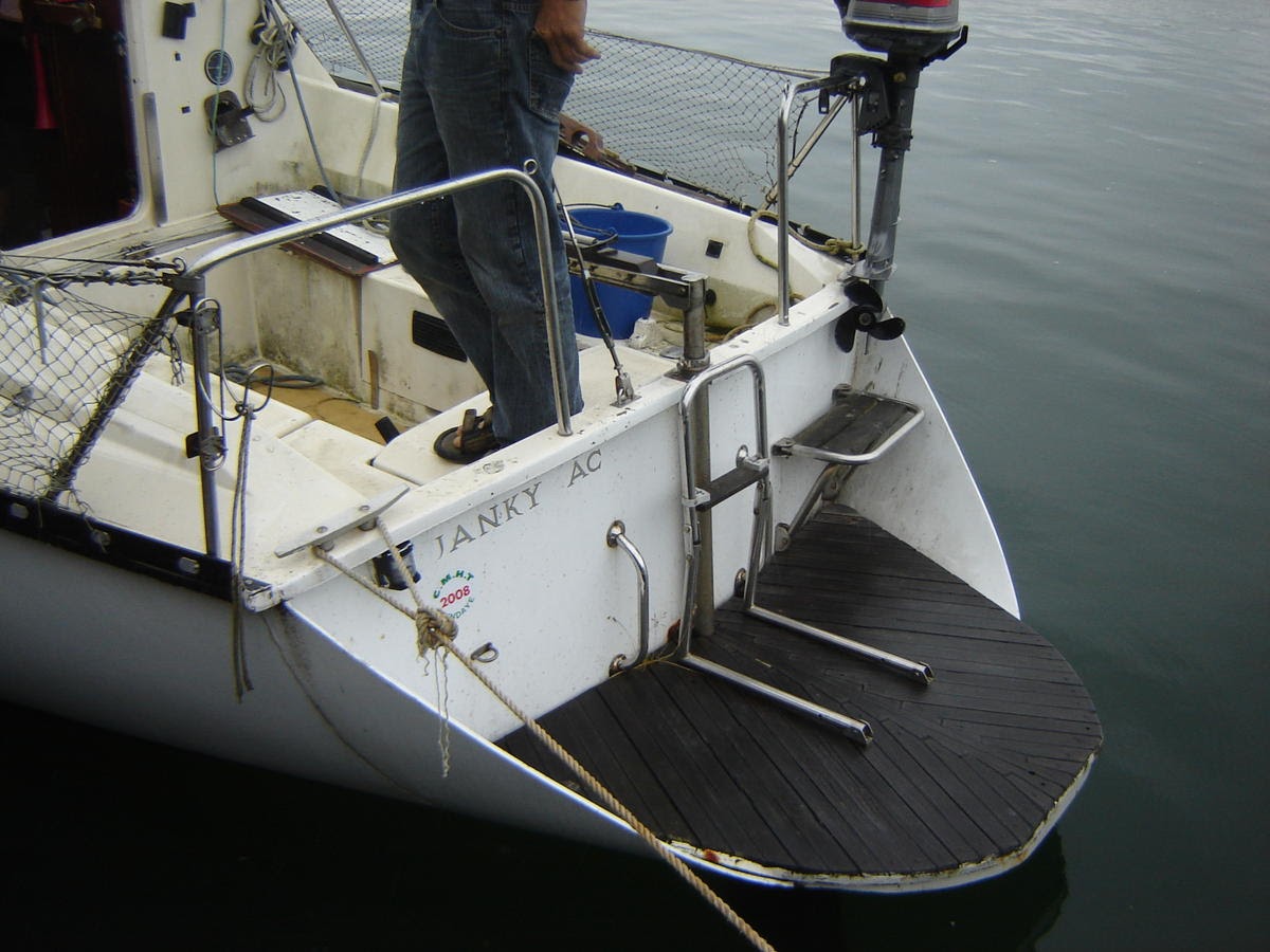 Sailing a Kelt 760 yacht: Modifications