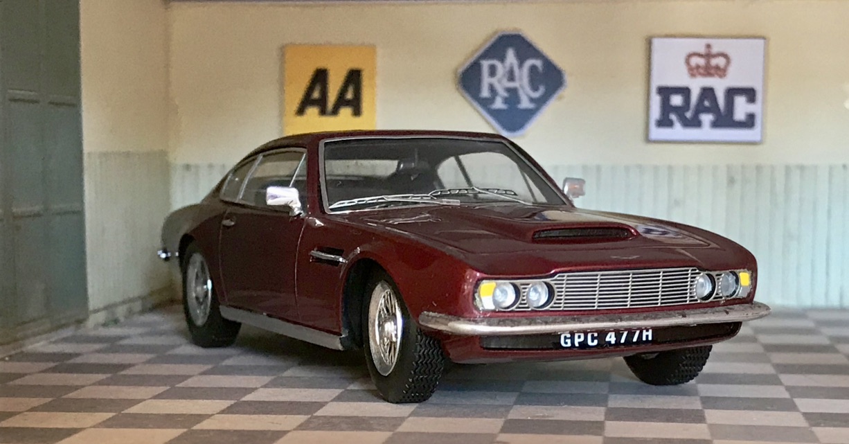 El Kekomóvil: Aston Martin DBS & DBS V8 de Spark