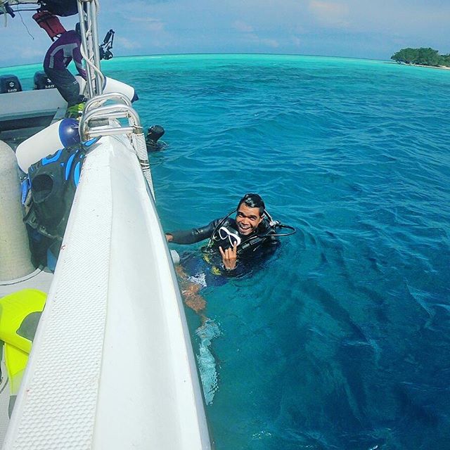 Scuba Diving At Sipadan - Semporna Sabah Malaysian Borneo