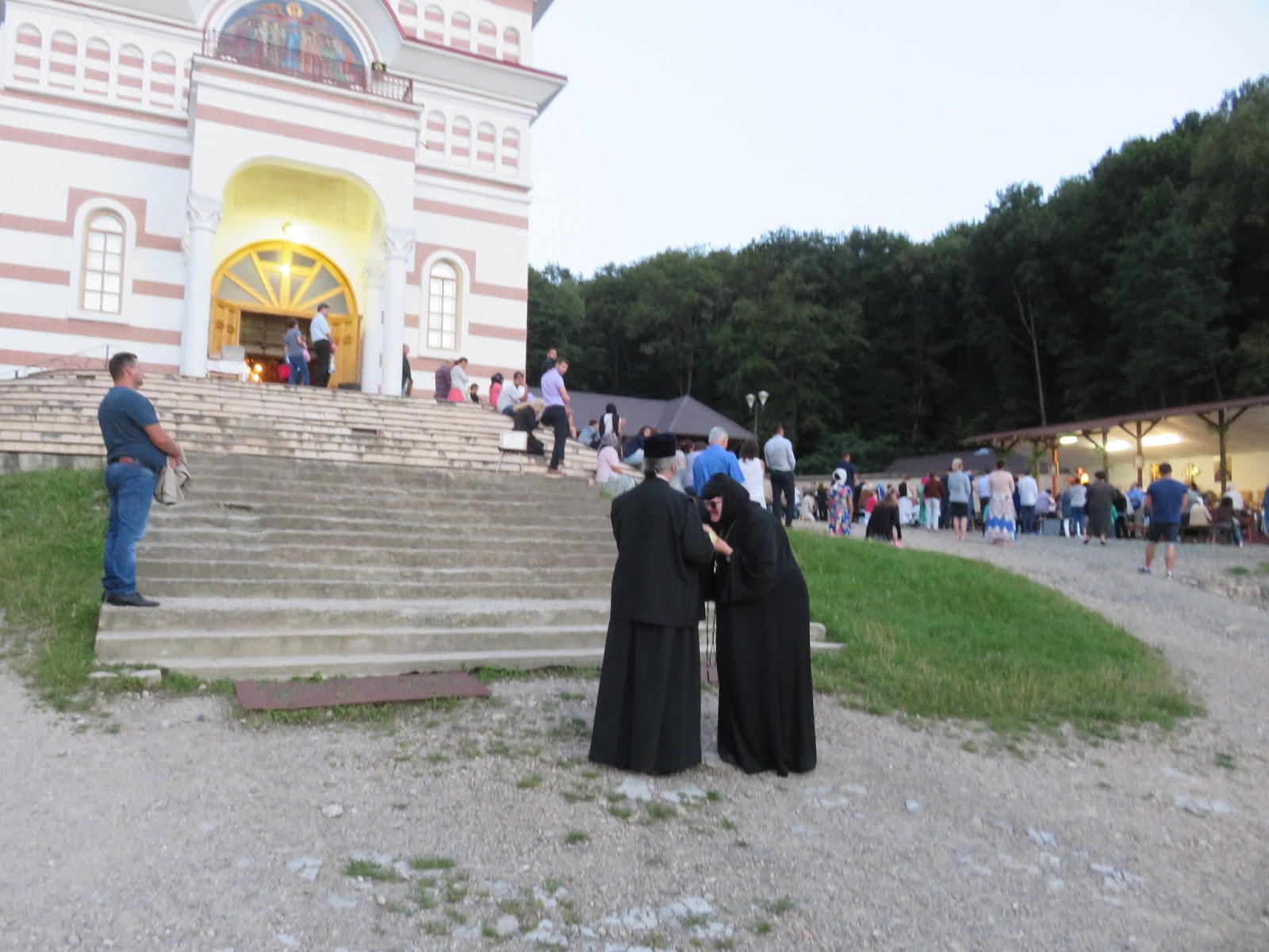 Dar!: Manastirea Floresti-Cluj