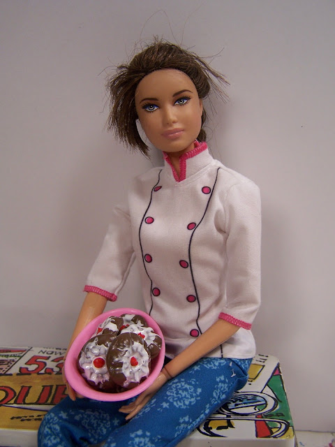 Barbie:OldNewGreenRedo : DIY Baking from Scratch!