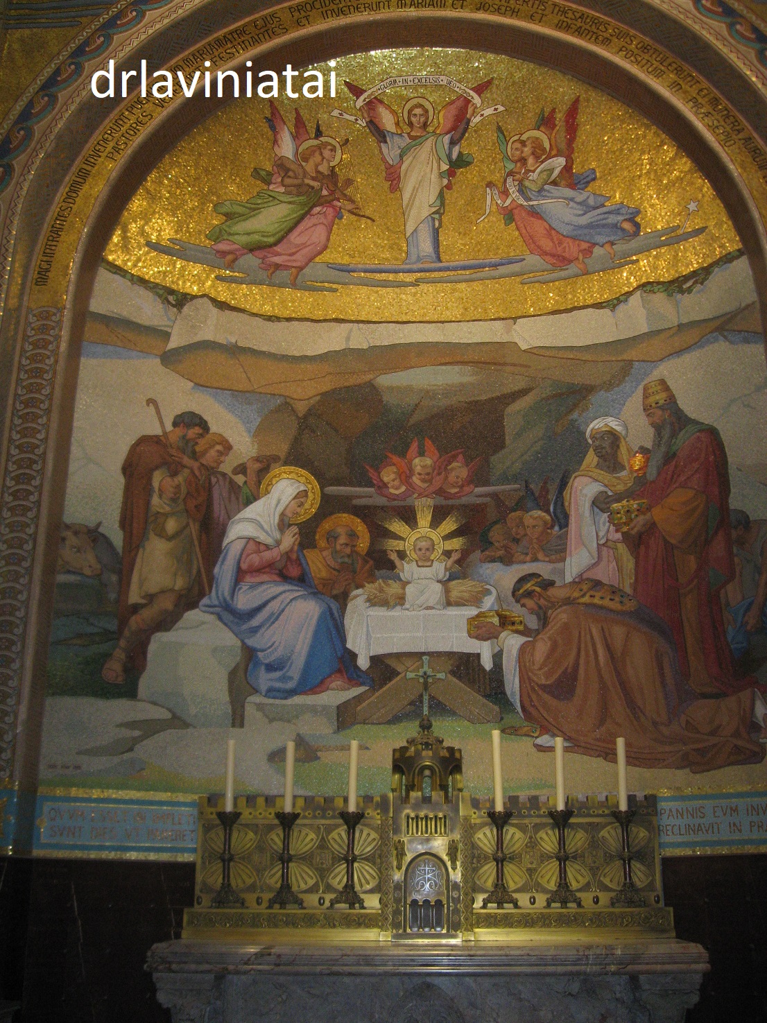 The Meaning and Purpose of Life: LOURDES: THE ROSARY BASILICA