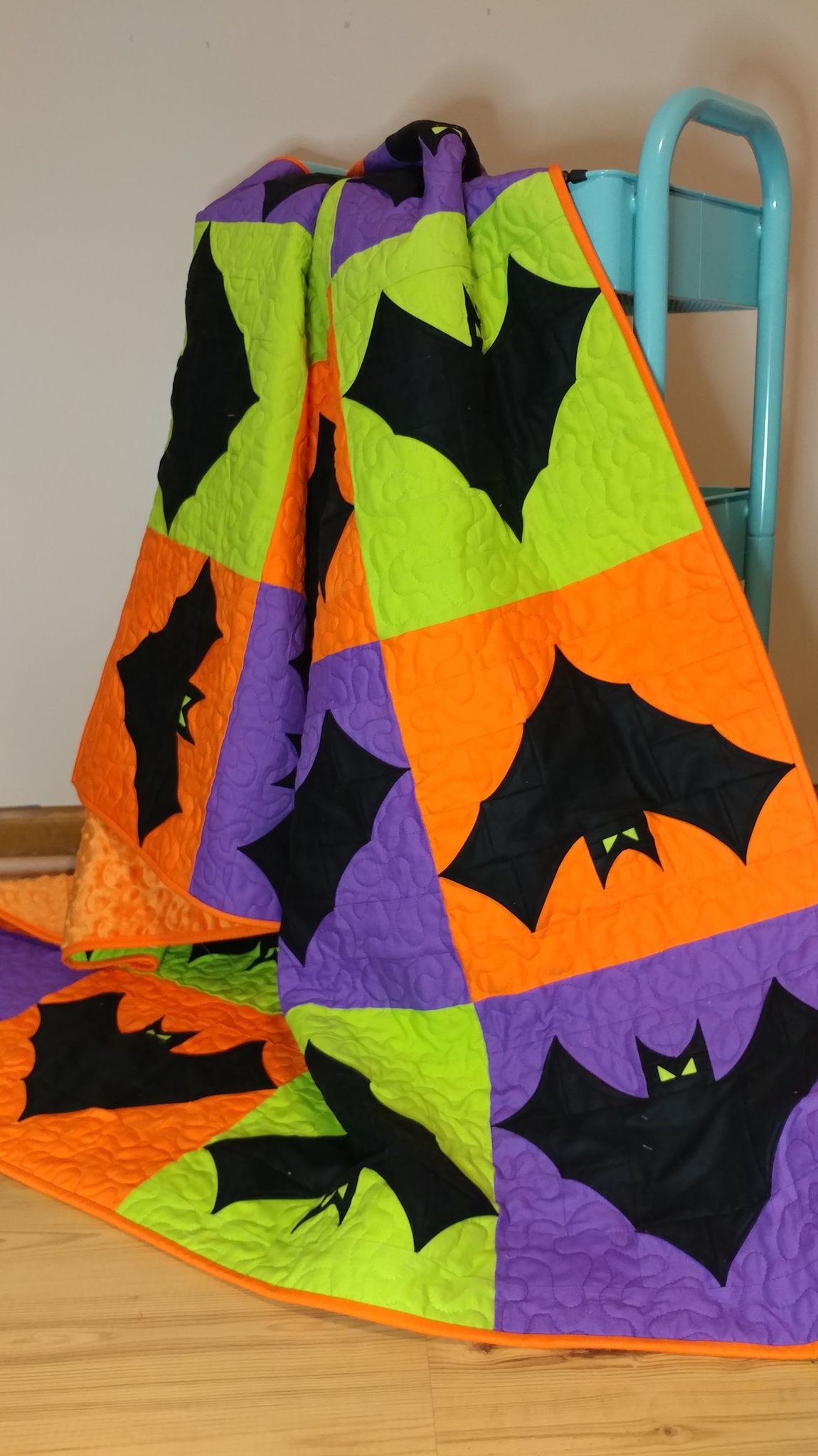 Slice of Pi Quilts: Going Batty! - A Finished Quilt!