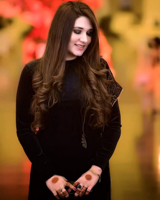 Maryam Pervaiz Biography and her Carrier - SBN Production