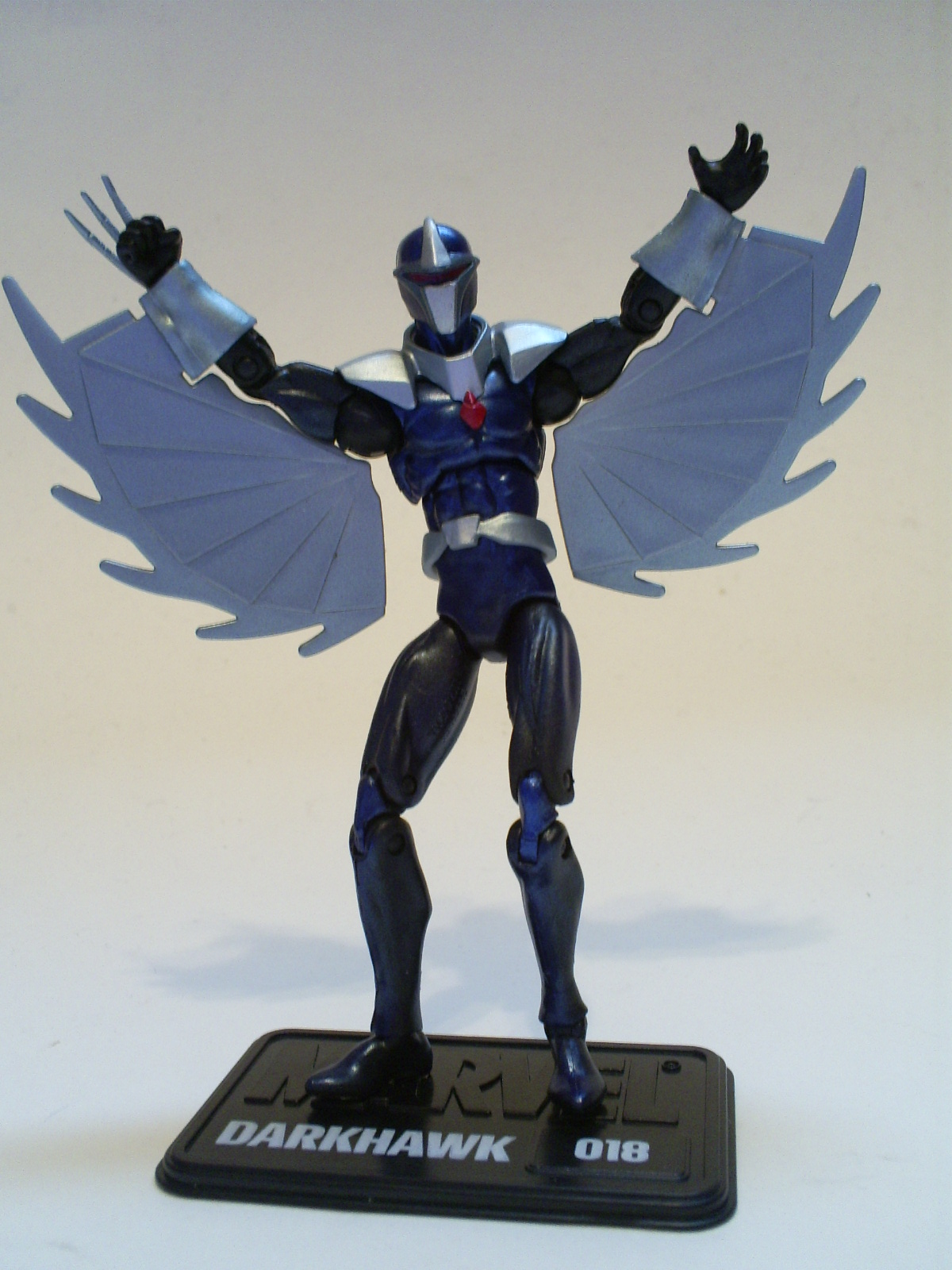 That Figures: REVIEW: Marvel Universe's Darkhawk